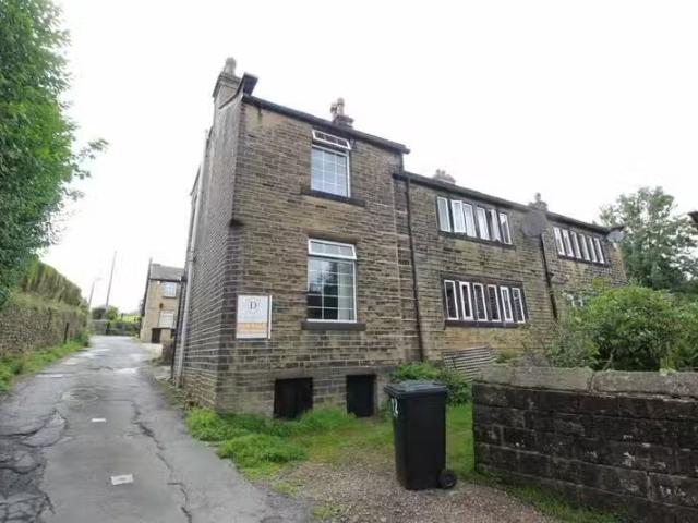 3 bedroom end of terrace house for sale in Hill House Lane, Ox.