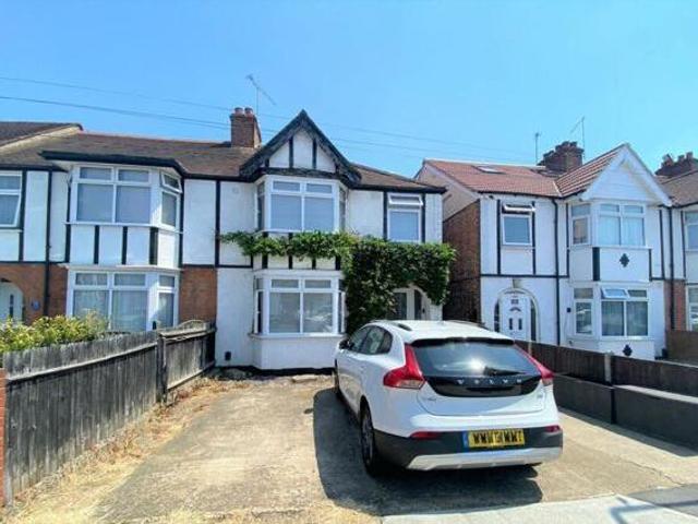 3 Bedroom End Of Terrace House For Sale In Hillingdon