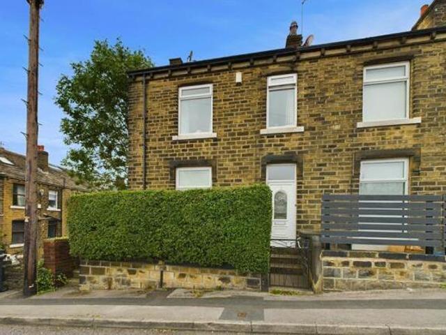 3 Bedroom End Of Terrace House For Sale In Huddersfield