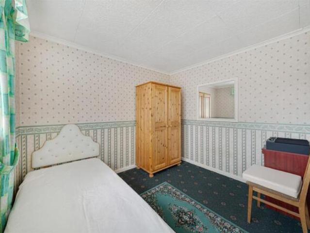 3 bedroom end of terrace house for sale in Hurst Park Close, Liverpool, L36
