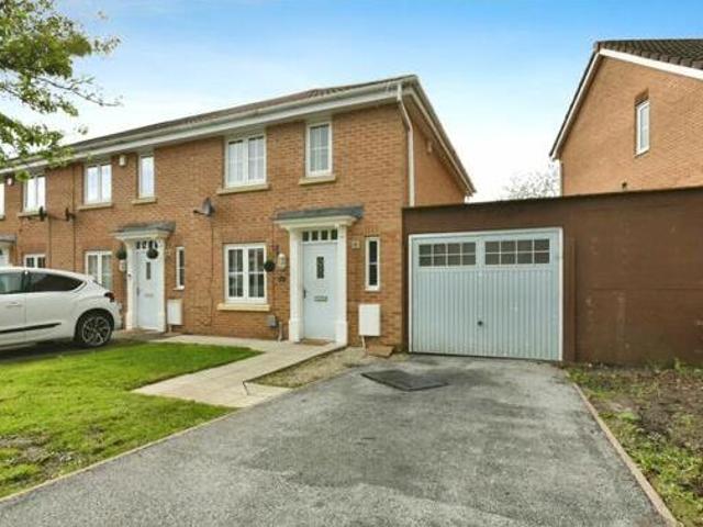 3 Bedroom End Of Terrace House For Sale In Hyde, Cheshire