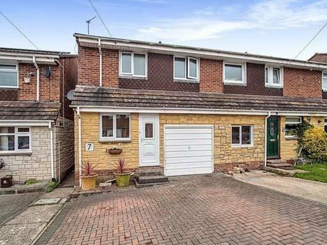 3 bedroom end of terrace house for sale in Jordan Way Weymouth DT3