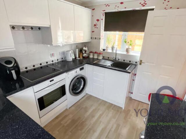 3 bedroom end of terrace house for sale in Odin Close, Bedford, Bedfordshire, MK41