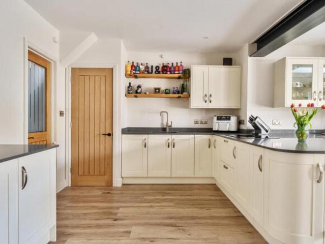 3 bedroom end of terrace house for sale in Okebourne Road, Bristol, Somerset, BS10