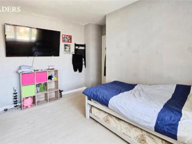3 bedroom end of terrace house for sale in Oldbury Road, Worcester, Worcestershire, WR2