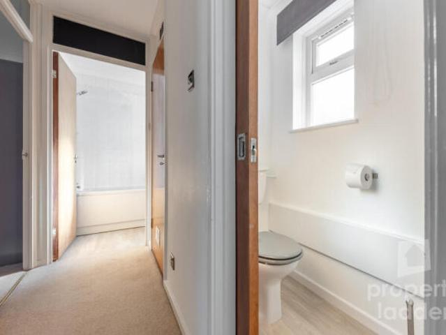 3 bedroom end of terrace house for sale in Oulton Road, Norwich, NR6