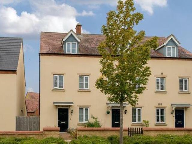 3 Bedroom End Of Terrace House For Sale In Oxfordshire