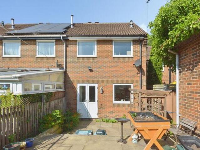 3 bedroom end of terrace house for sale in Lothersdale, Heelands, Milton Keynes, Buckinghamshire, MK13