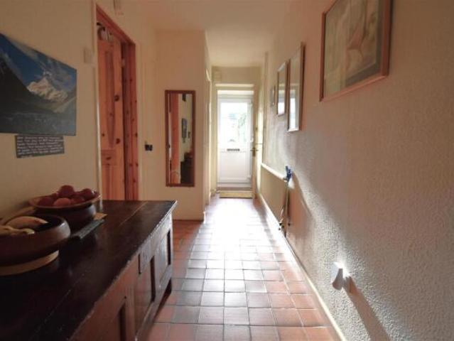 3 bedroom end of terrace house for sale in Located close to Henleaze High Street on Dorset Road, Henleaze, BS9