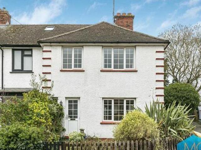 3 Bedroom End Of Terrace House For Sale In London