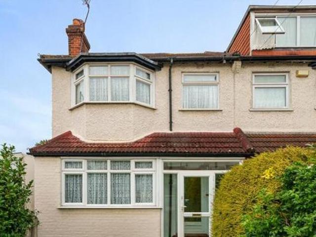 3 Bedroom End Of Terrace House For Sale In London