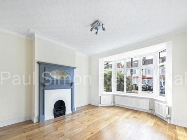 3 Bedroom End Of Terrace House For Sale In London