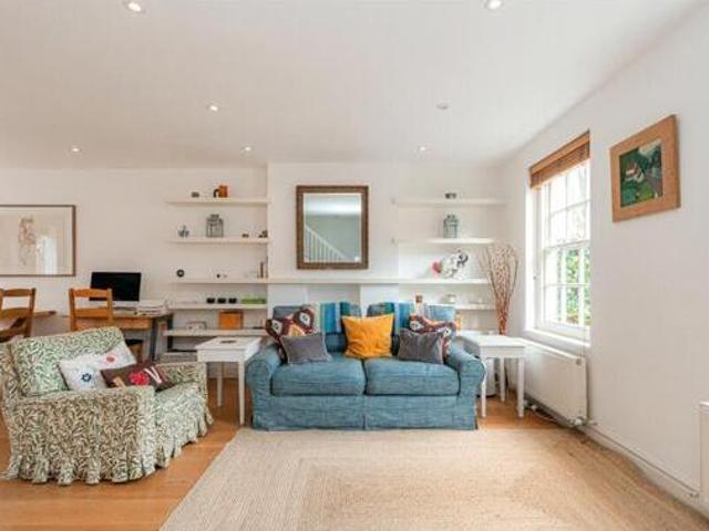 3 Bedroom End Of Terrace House For Sale In London