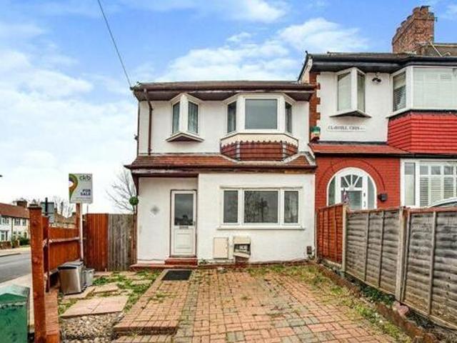 3 Bedroom End Of Terrace House For Sale In London