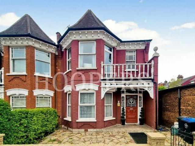 3 Bedroom End Of Terrace House For Sale In London