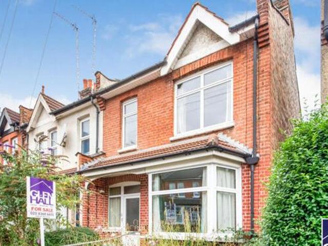 3 Bedroom End Of Terrace House For Sale In London