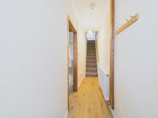 3 bedroom end of terrace house for sale in Lone Road, Clydach, SA6