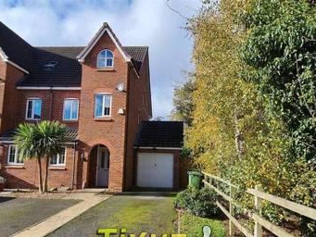 3 bedroom end of terrace house for sale in Loom Close Great Wyrley WS6 6GG WS6