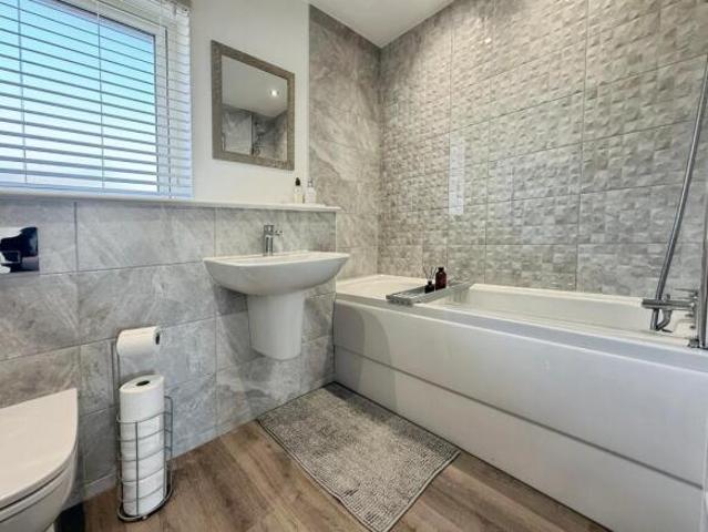 3 bedroom end of terrace house for sale in Lorne Terrace, Glasgow, G72