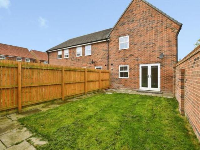 3 bedroom end of terrace house for sale in Lawton Walk, Hessle, HU13
