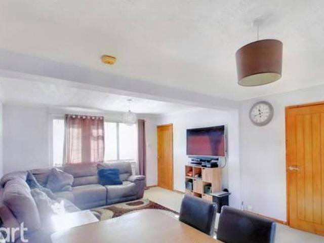 3 bedroom end of terrace house for sale in Laburnum Road Rochester ME2
