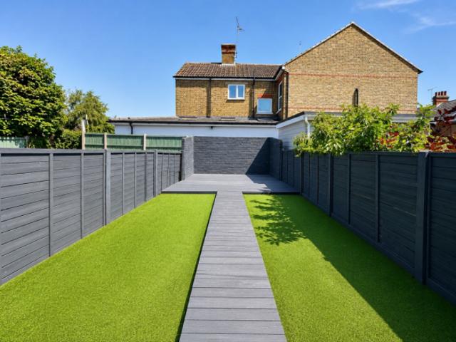 3 bedroom end of terrace house for sale in Lady Lane, Chelmsford, CM2