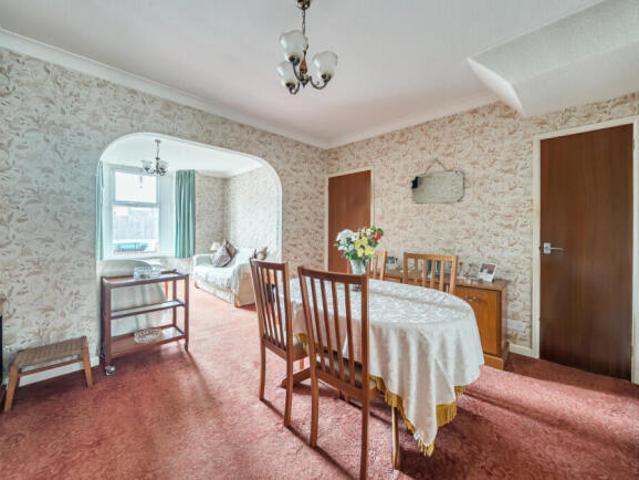 3 bedroom end of terrace house for sale in Landhayes Road, Redhills, EX4