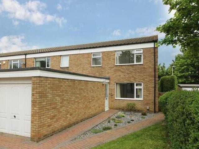 3 Bedroom End Of Terrace House For Sale In Letchworth Garden City