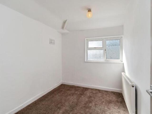 3 bedroom end of terrace house for sale in Lewis Avenue, Wolverhampton, West Midlands, WV1