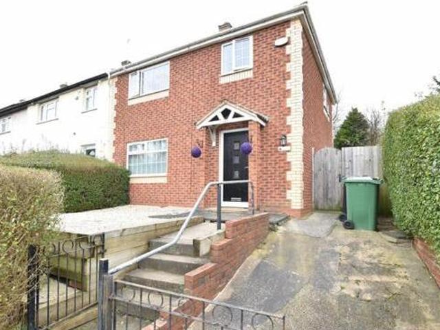 3 Bedroom End Of Terrace House For Sale In Leeds