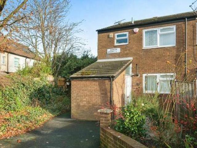 3 Bedroom End Of Terrace House For Sale In Leeds