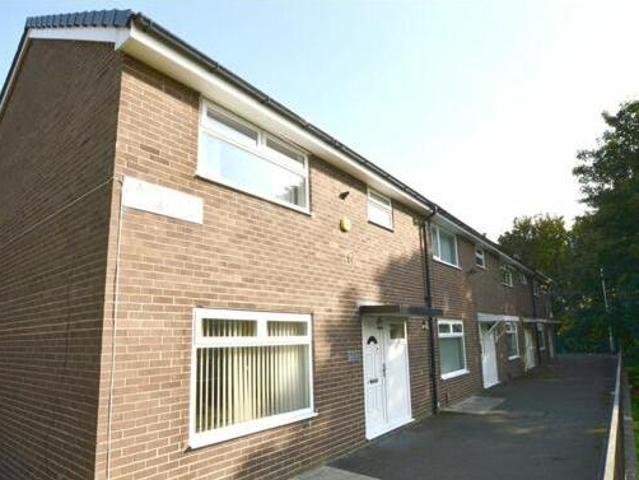 3 Bedroom End Of Terrace House For Sale In Leeds