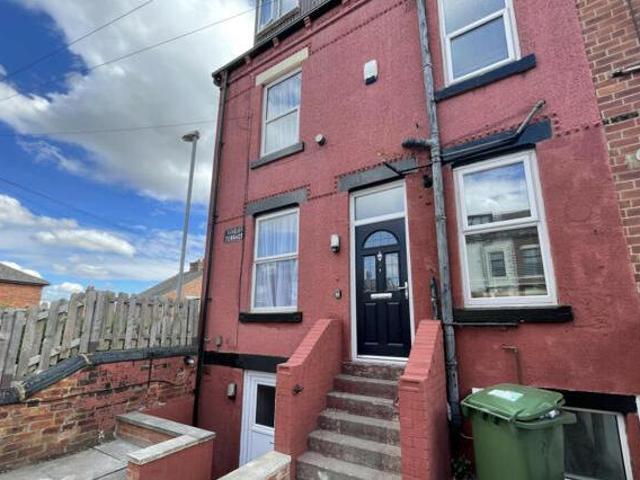 3 Bedroom End Of Terrace House For Sale In Leeds, West Yorkshire