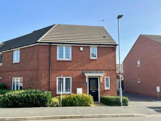 3 Bedroom End Of Terrace House For Sale In Leicester, Leicestershire