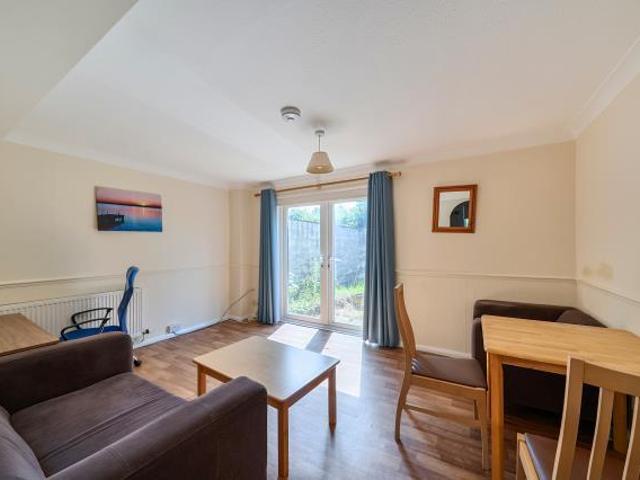 3 bedroom end of terrace house for sale in Leiden Road, Headington, Oxford, OX3