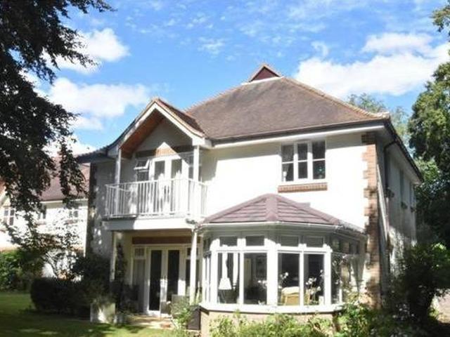 3 bedroom end of terrace house for sale in Lenham ME17