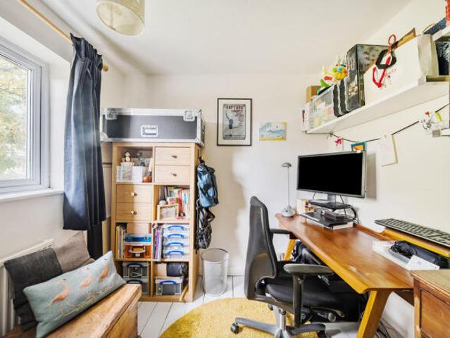 3 bedroom end of terrace house for sale in Littlemore, Oxford, OX4