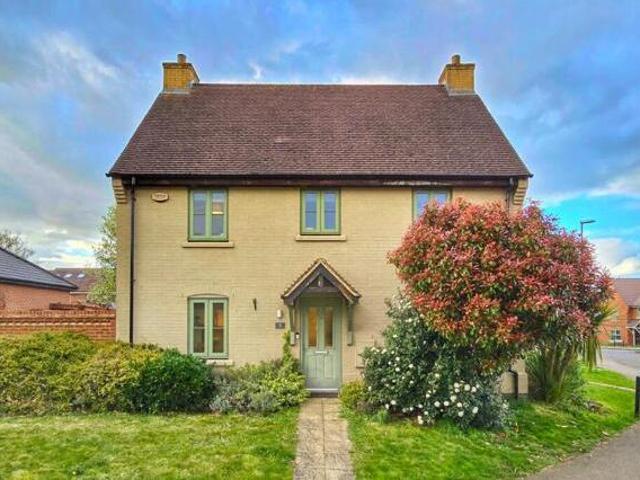 3 Bedroom End Of Terrace House For Sale In Lidlington, Bedfordshire