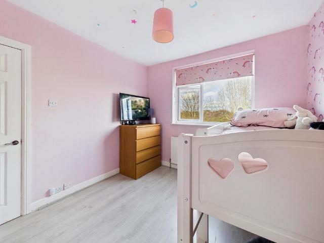 3 bedroom end of terrace house for sale in Lincroft Crescent, Chapelfields, Coventry, CV5