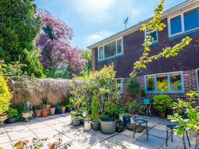 3 Bedroom End Of Terrace House For Sale In Liphook