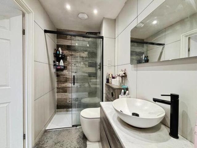 3 bedroom end of terrace house for sale in Llansannor Drive, Cardiff Bay, Cardiff, CF10