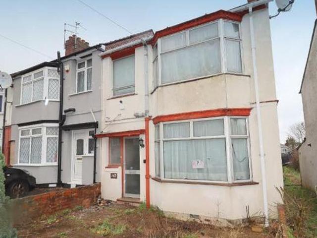 3 Bedroom End Of Terrace House For Sale In Luton, Bedfordshire