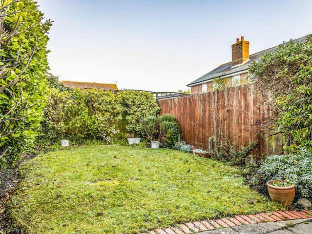 3 bedroom end of terrace house for sale in Mountbatten Square, Southsea, PO4