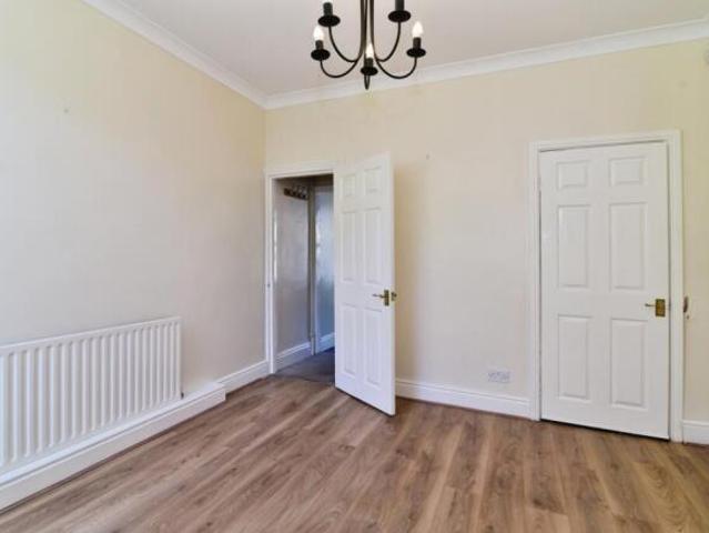 3 bedroom end of terrace house for sale in Mona Road, Sheffield, S10