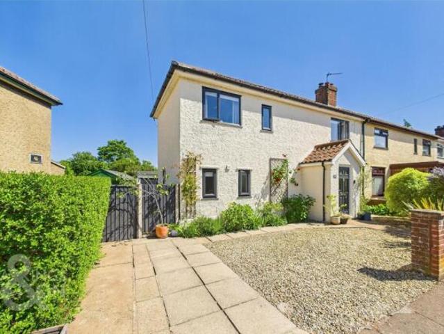 3 bedroom end of terrace house for sale in Montcalm Road, Norwich, NR1