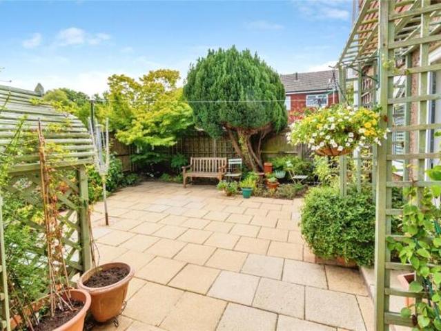 3 bedroom end of terrace house for sale in Moore Crescent, SOUTHAMPTON, Hampshire, SO31