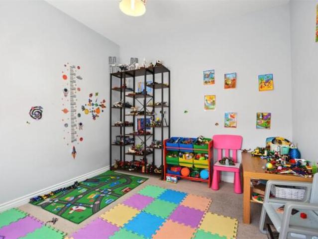 3 bedroom end of terrace house for sale in Moore Street, Bulwell, Nottingham, NG6