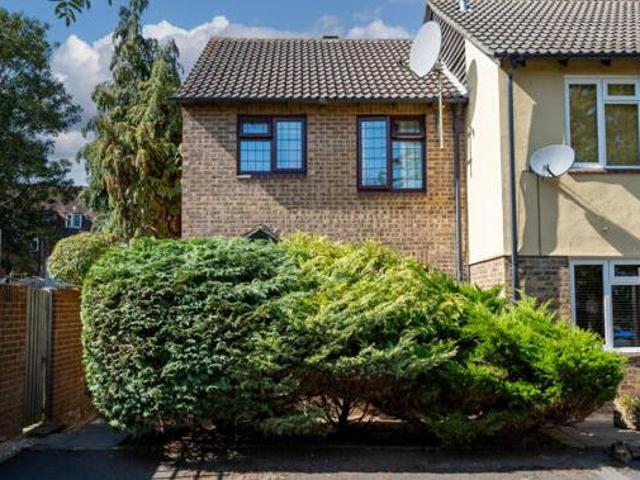 3 Bedroom End Of Terrace House For Sale In Morden