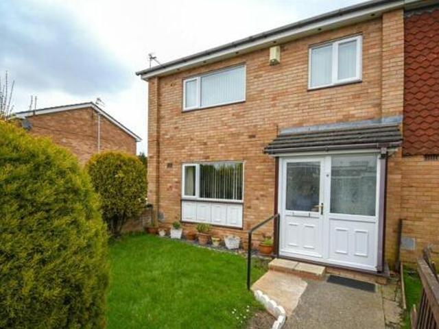 3 Bedroom End Of Terrace House For Sale In Moreton
