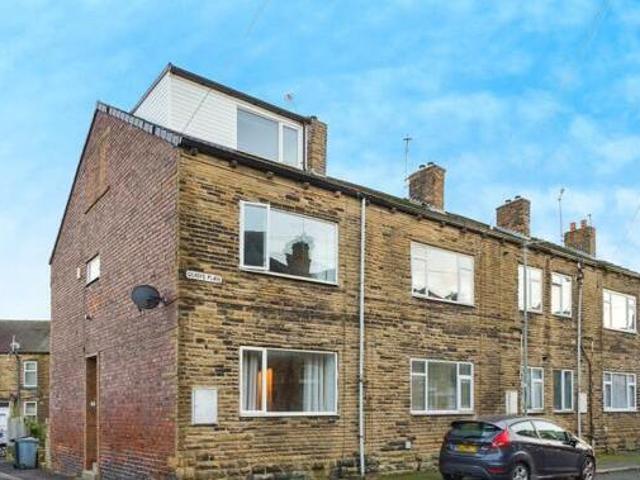 3 Bedroom End Of Terrace House For Sale In Morley